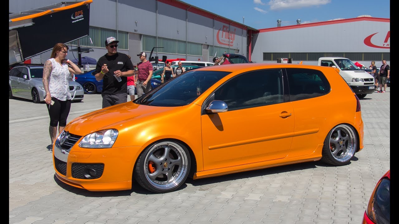 Rims & Beats 2017 – Walk around VW Golf Orange & Yellow Speed - YouTube