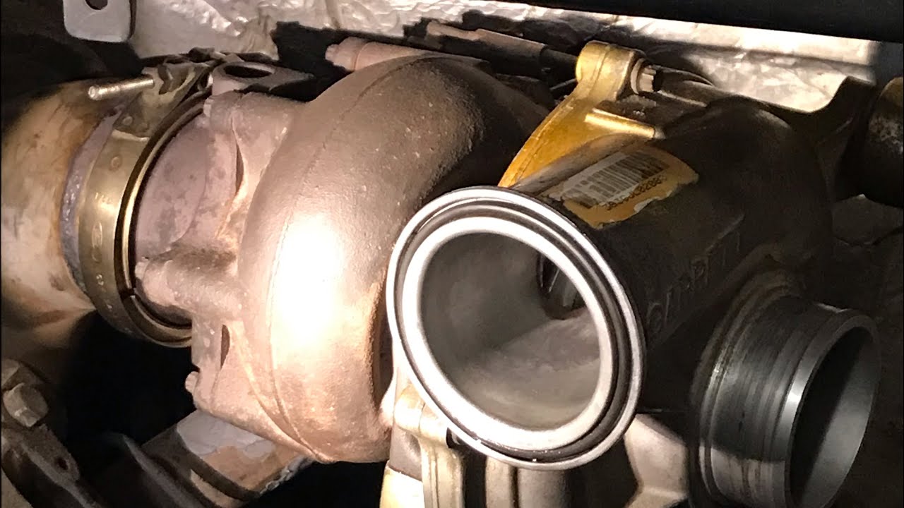 Tips for installing a 7.3 powerstroke turbo - YouTube