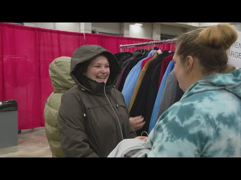 Coats for Kids distribution day keeps over 5,000 kids warm this winter ...