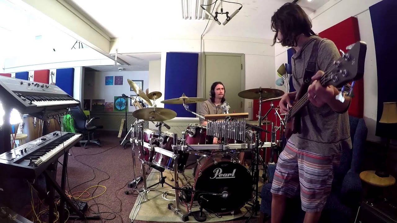 Final Fantasy VII - The Oppressed (LIVE reggae clone band cover) - YouTube
