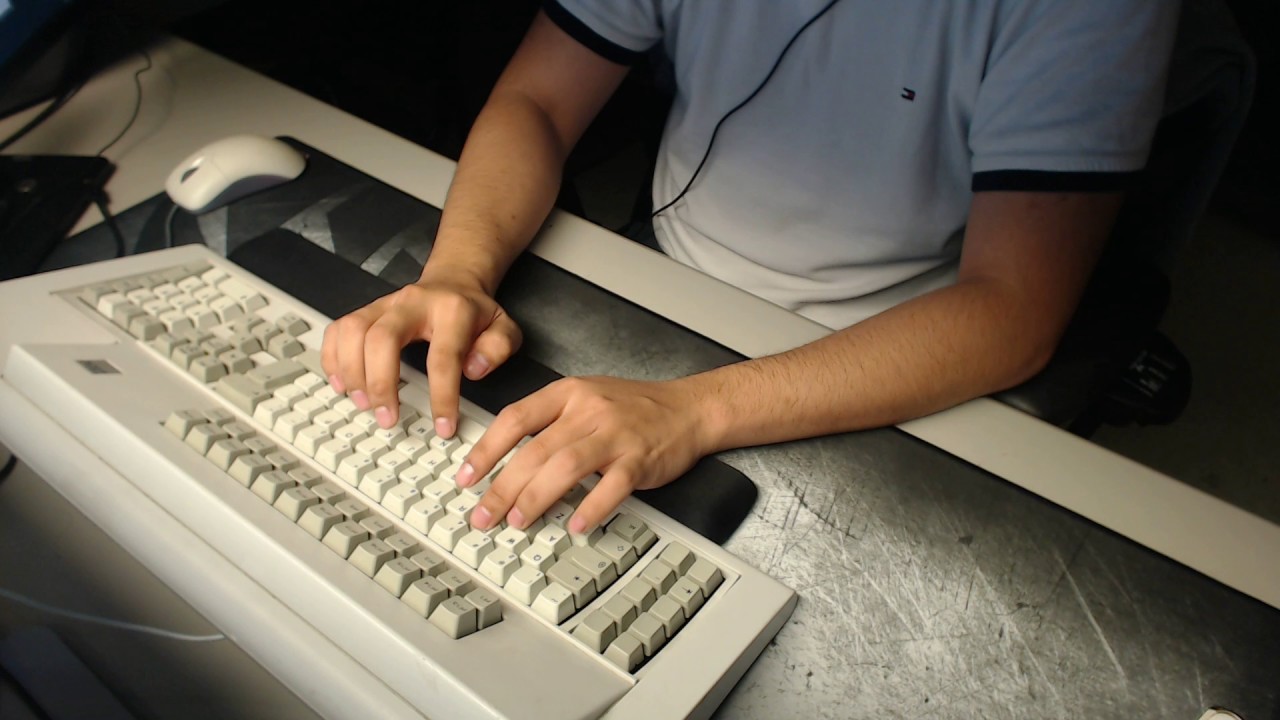 IBM Model F 122 Terminal - Capacitive Buckling Spring - Soarer's ...