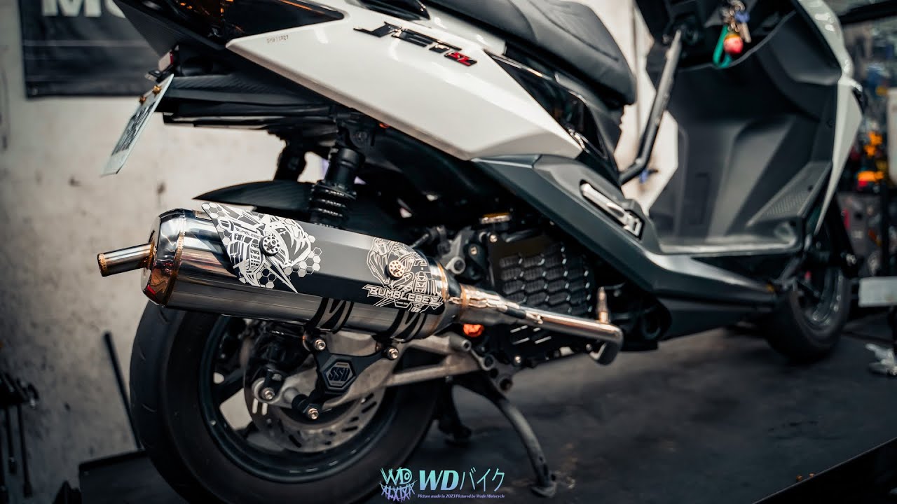 韋德機車精品 JETSL 安裝 黃蜂排氣管 SS2 側繞合法版 - YouTube