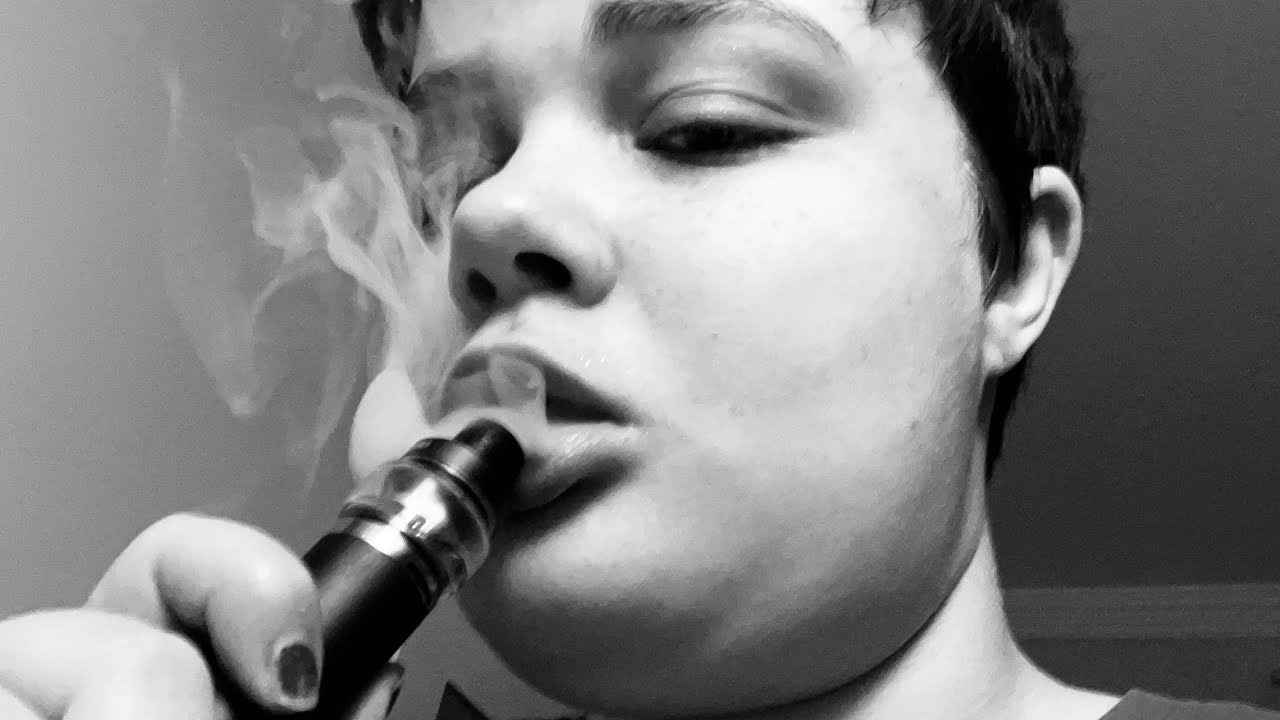 Fumando vaper smr - YouTube
