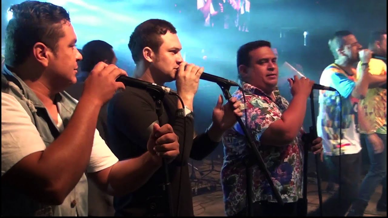 El Latigo Martin Elias & Rolando Ochoa - YouTube