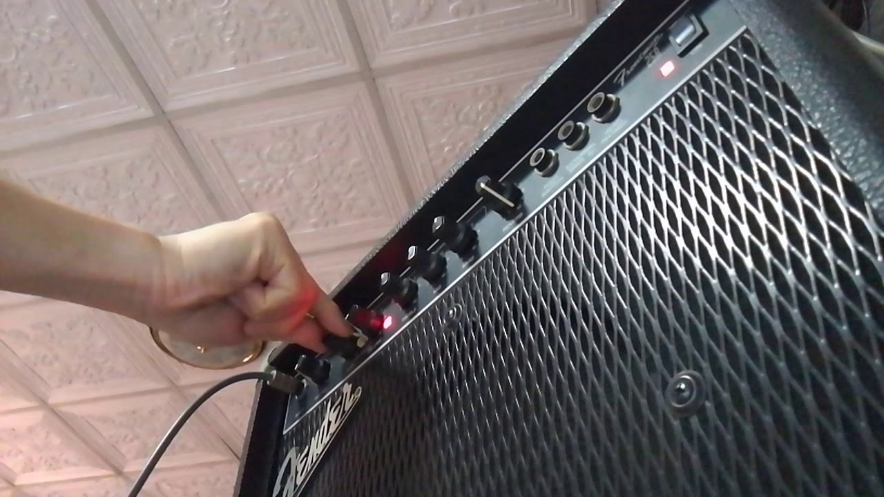 Amp Fender Frontman 25R Made in Mexico - YouTube