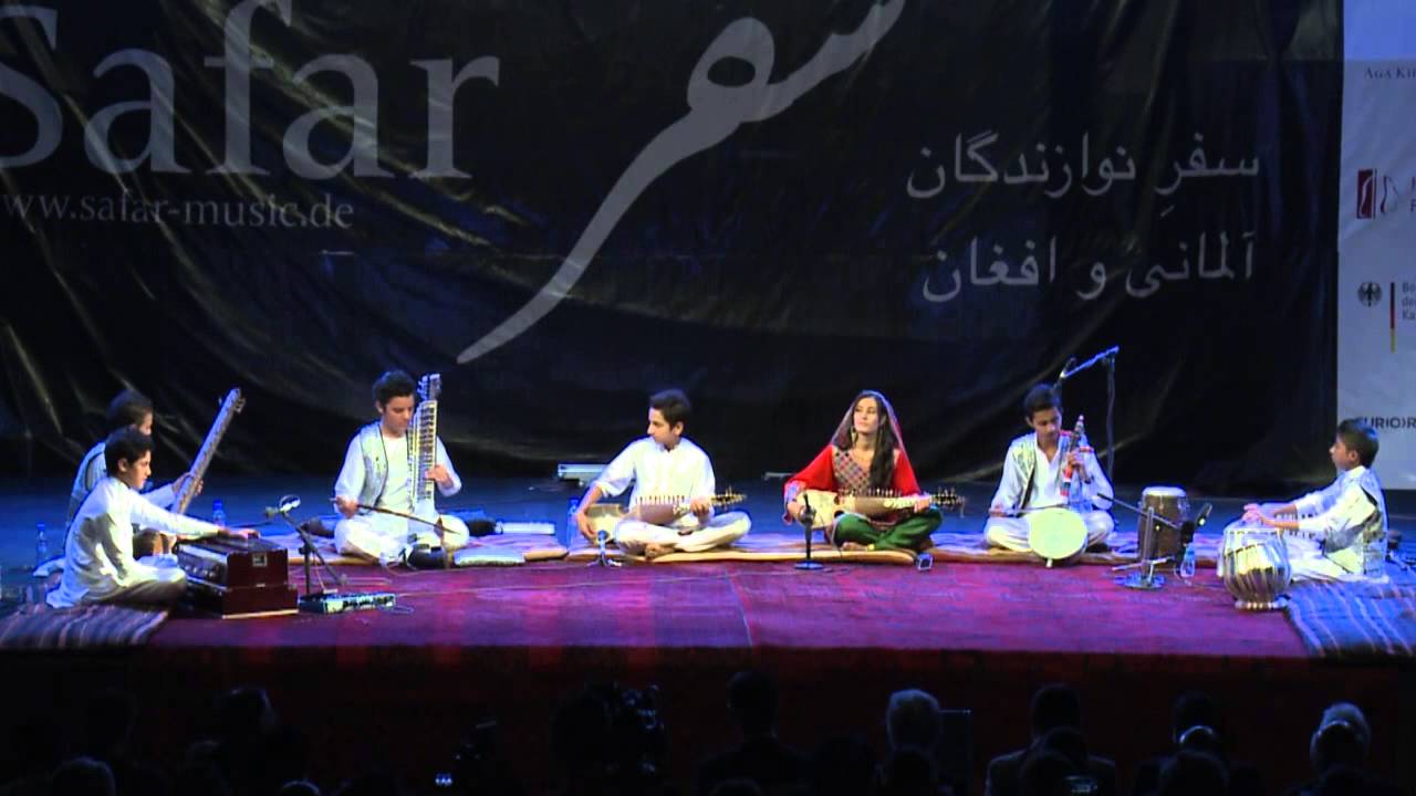 Young Afghan Traditional Ensemble: Lariyah, Kabul 2013, - YouTube
