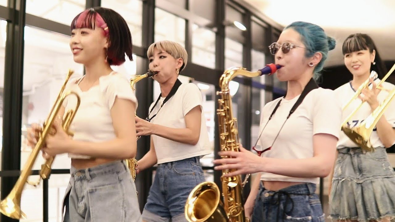 Brass Girls Band【MOS】日比谷okurojiストリートライブ 23.08.25 第2部 - YouTube