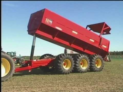 DM Machinery Grain Carrier - Boite a grains - YouTube