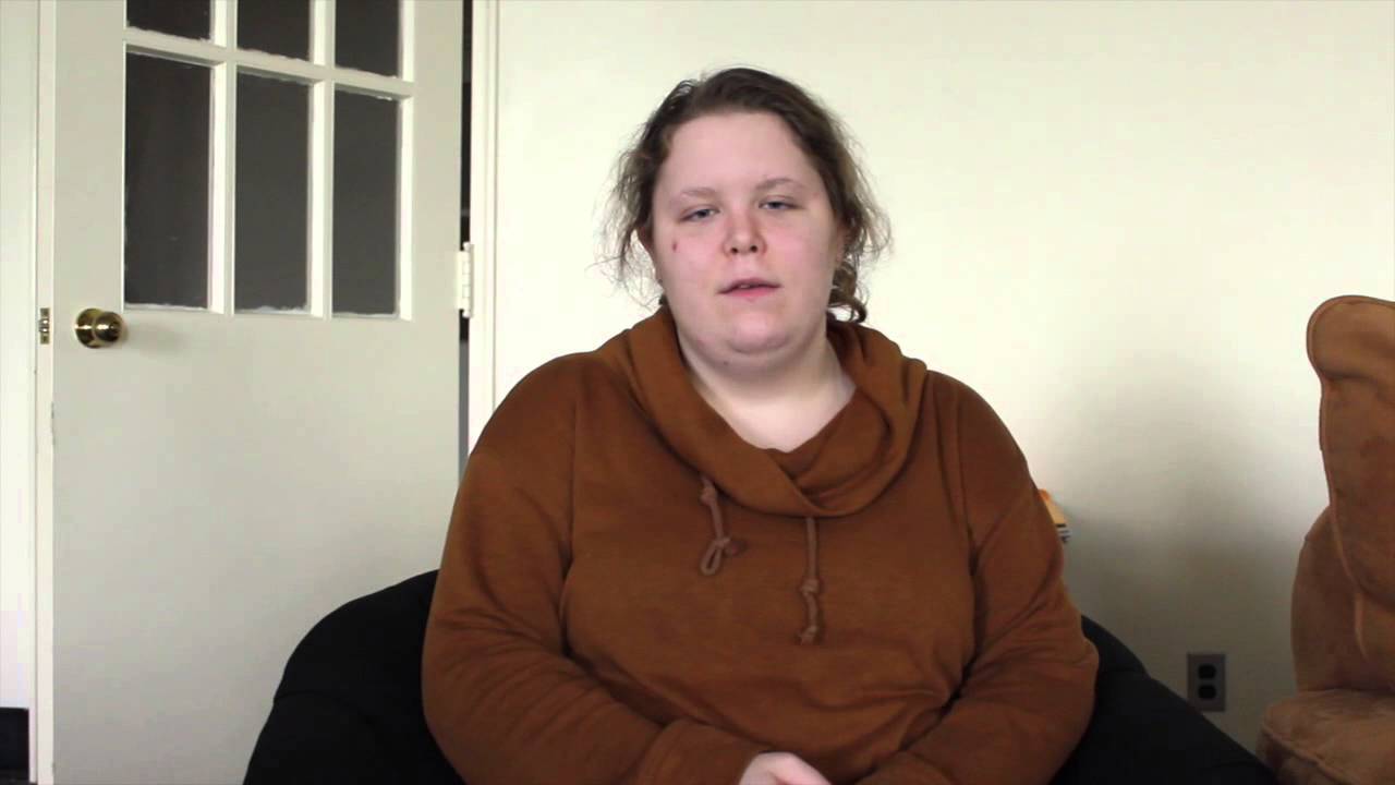 p10 Caitlin Moore and Bree Carr - YouTube