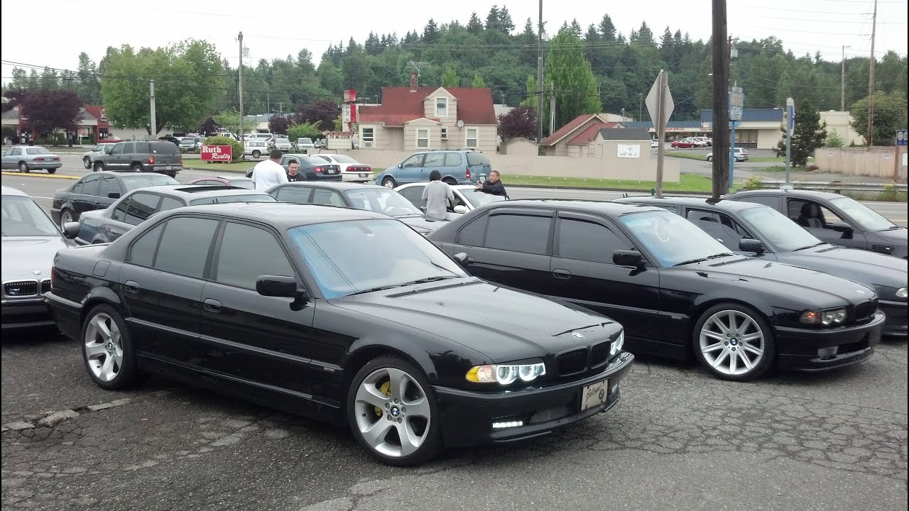 BMW E38 740's 2014 Redmond Town Center Car Show - YouTube