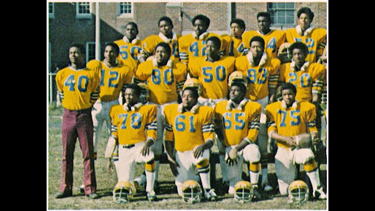 CAMERON HIGH SCHOOL LAST FOOTBALL TEAM 1970 - YouTube