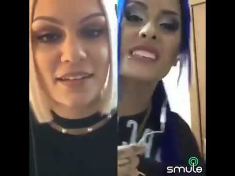 Tati zaqui cantando dueto internacional