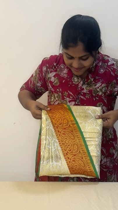 perfect centre pleats☎️9493961013 #saree #shortsfeed #pleats #eluru # ...