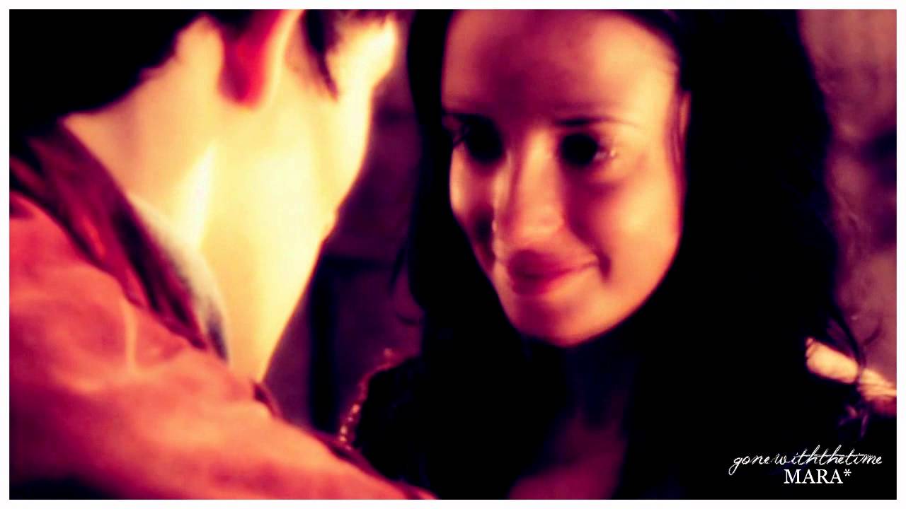 Merlin . Disney Crack - YouTube