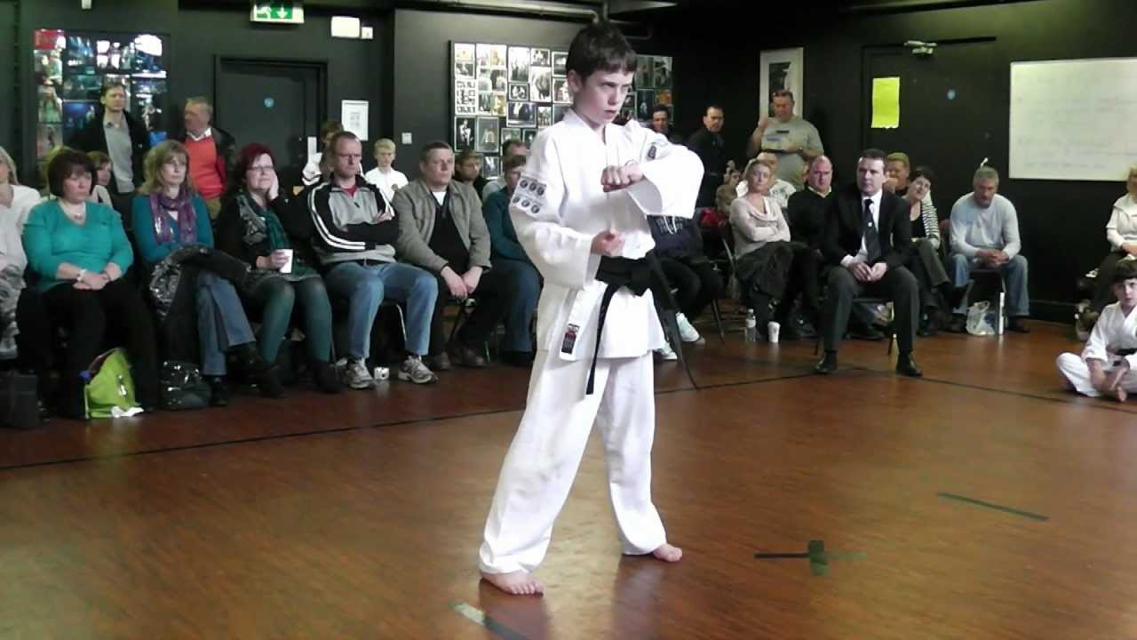 UKASKO Interclub tournament (Kata) 2012 - YouTube