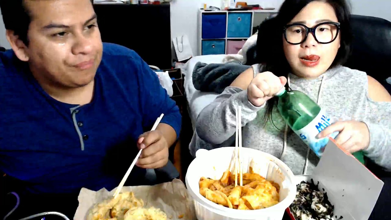 SUPER SPICY YUPDUKK Tteokbokki Mukbang!! - YouTube