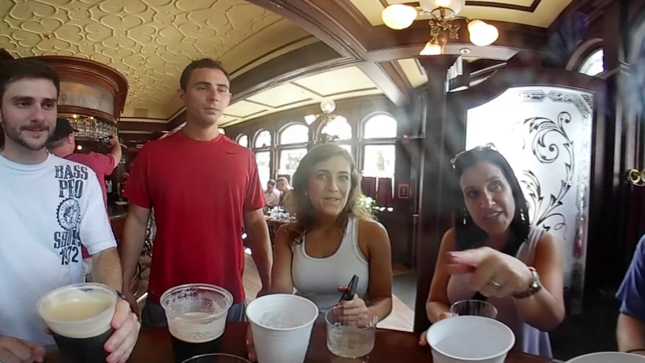 Epcot English Pub 7-15-17 - YouTube