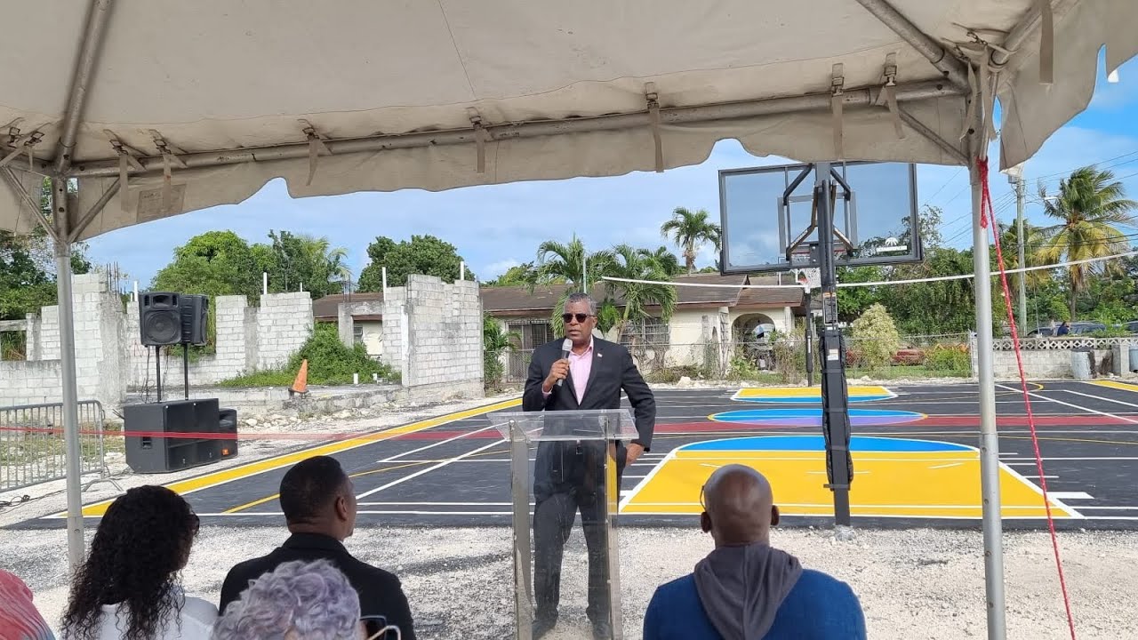 Fred Mitchell addresses the people of Red Land Acres represented by MP ...