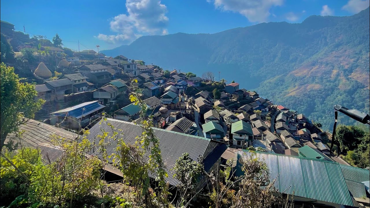 Bhujung gaun Ghumda yesto vayo 😱 - YouTube