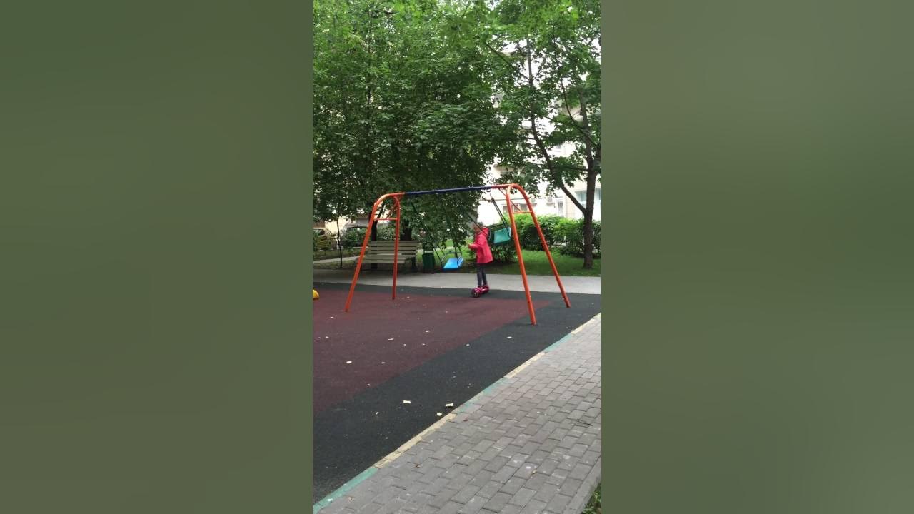 Девочка Ева на гироскутере - YouTube