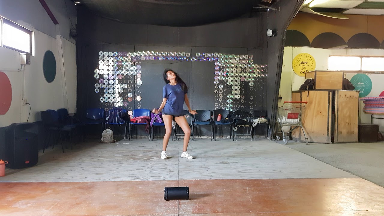 CLC - DEVIL COVER - YouTube