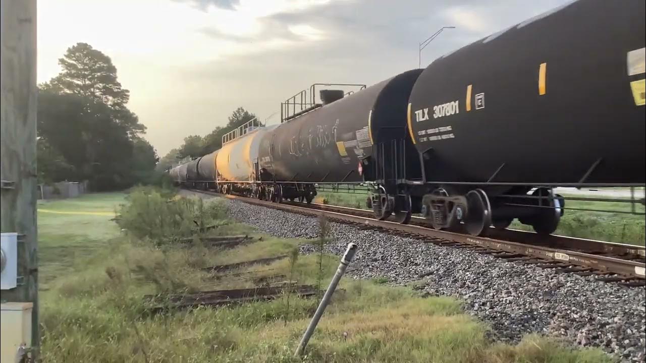 UP 7082 NB With New Paint Scheme Power Leads Manifest DPU Mid GEVO Magnolia,Tx - YouTube