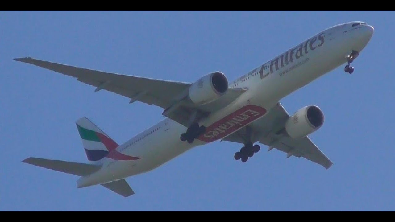 (HD) Emirates Boeing 777-31H(ER) A6-ENN On EK17 Heading To (MAN ...