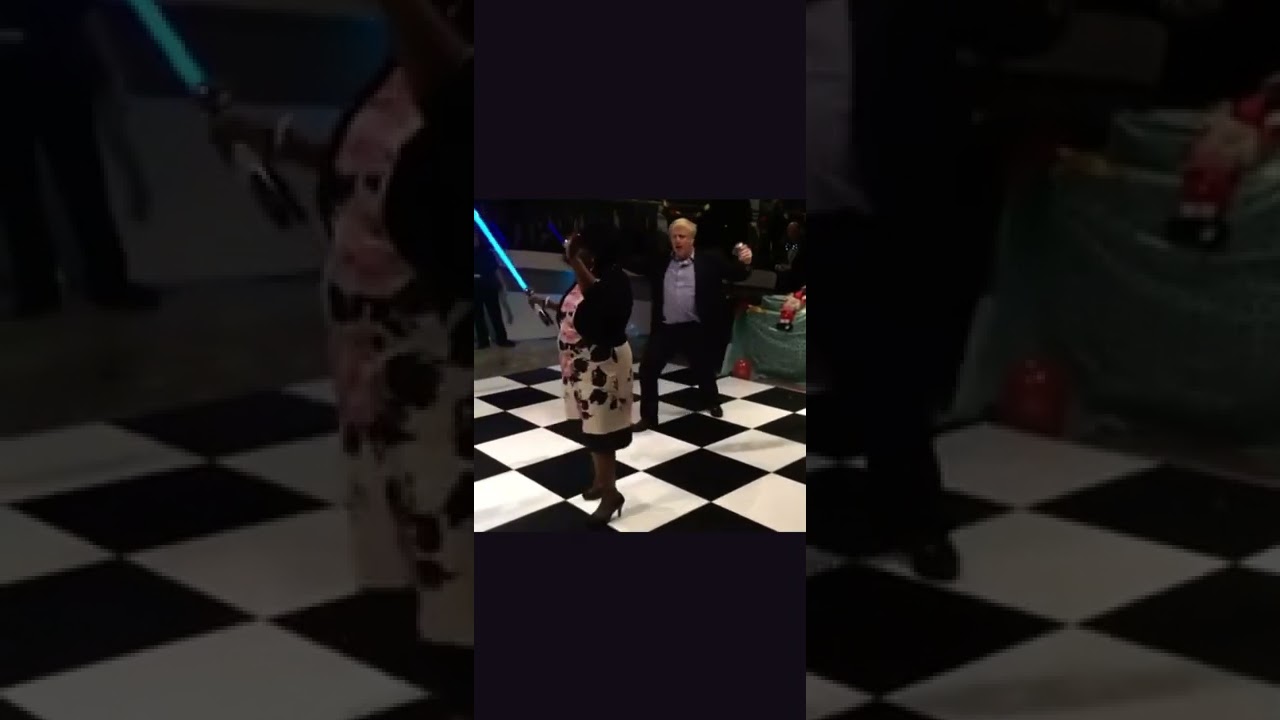 UK Prime Minister Boris Johnson dancing. A Really Fun Guy he is! - YouTube