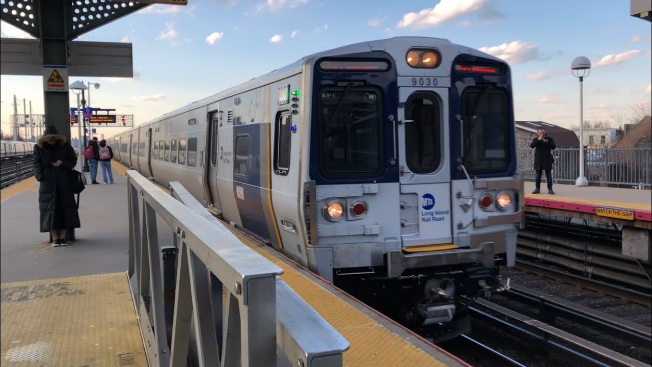[MTA Long Island Rail Road] LIRR M7 and M9 Trains at Woodside - YouTube