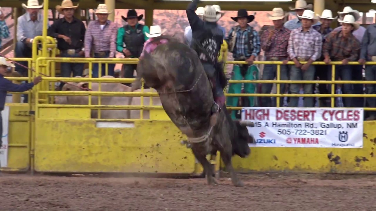 MEGABUCKS Bull Riding (Friday Night) - YouTube