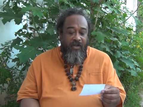 Mooji ♥﻿ Answers There Is a lot of Sadness with the Death of Parents ...