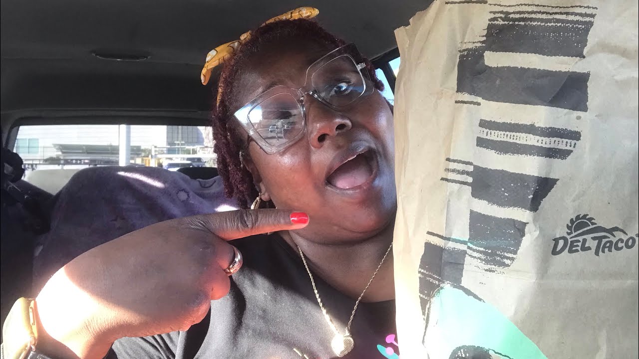DEL TACO 🌮 FOR THE FIRST TIME - YouTube