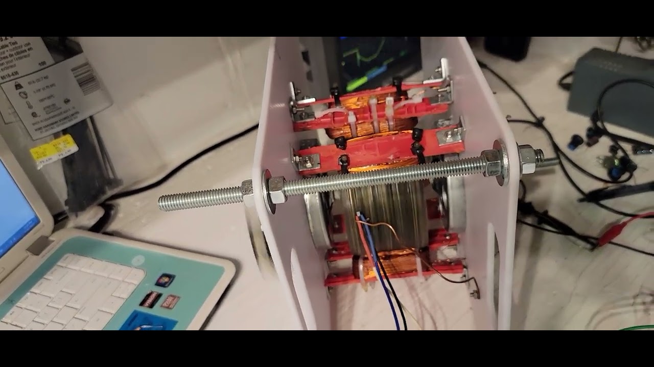 First test, new build Magnet Pulse Motor .Half a watt consumption First ...