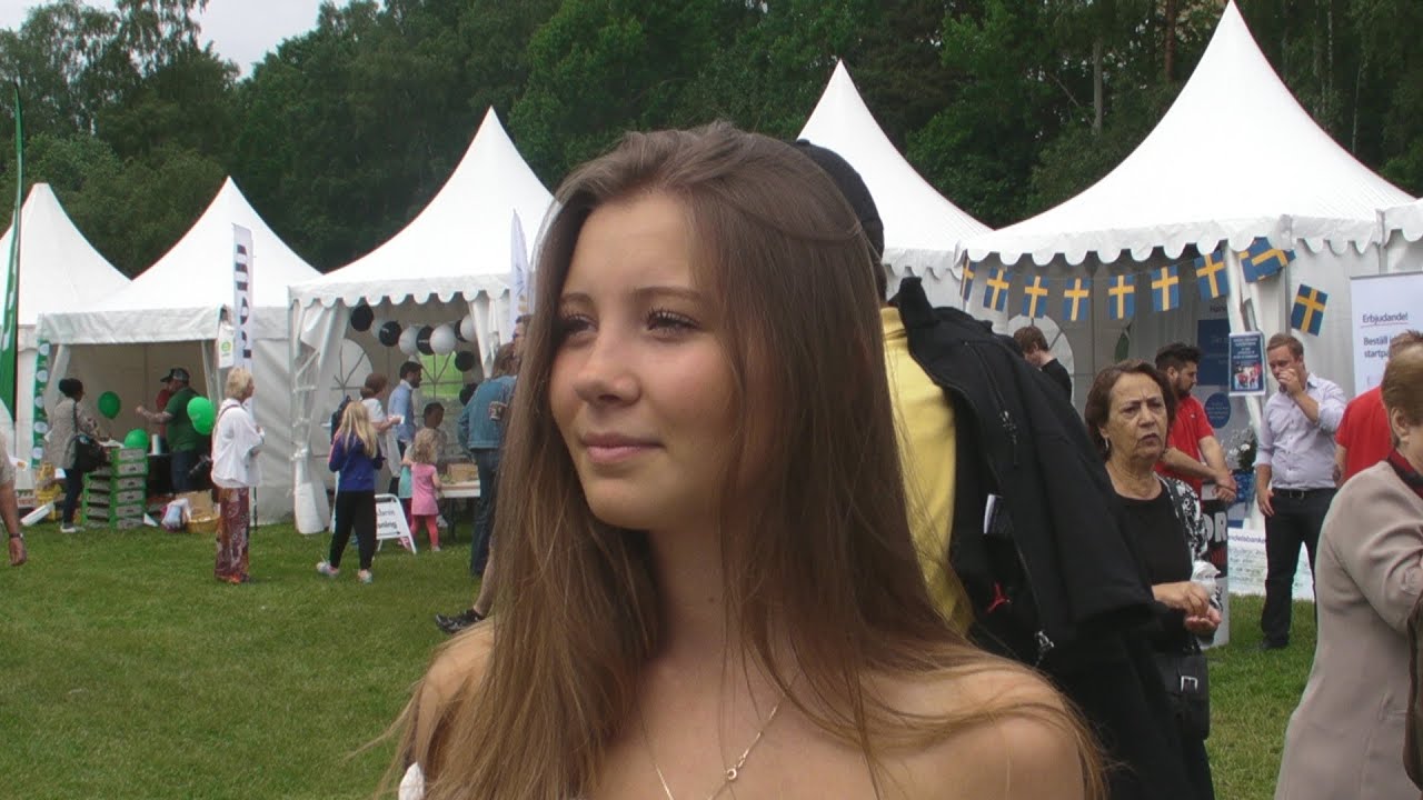 Ett par frågor till Helena Walentowicz - YouTube