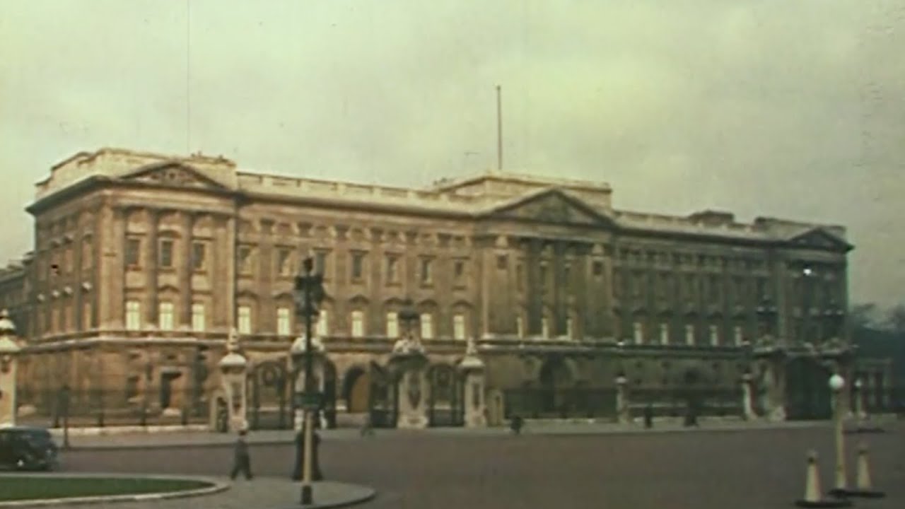 Welcome the Queen! | Members-Only Documentary - YouTube