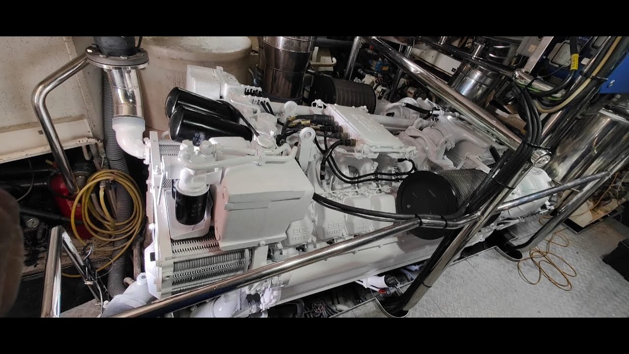 MTU - 2000 Marine Engine overhaul part 2 - YouTube
