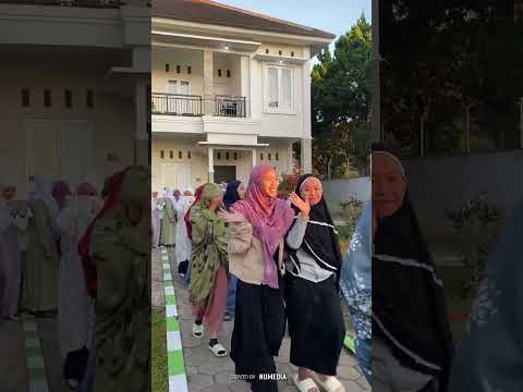 keseruan kak Freya di villa batu bersama teman2 pondok gess...🤩🤩😍😍😍