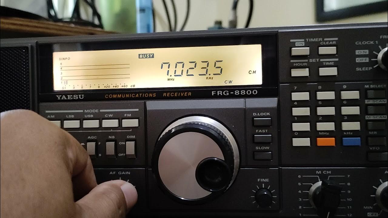 Yaesu Communication Receiver FRG-8800 - YouTube