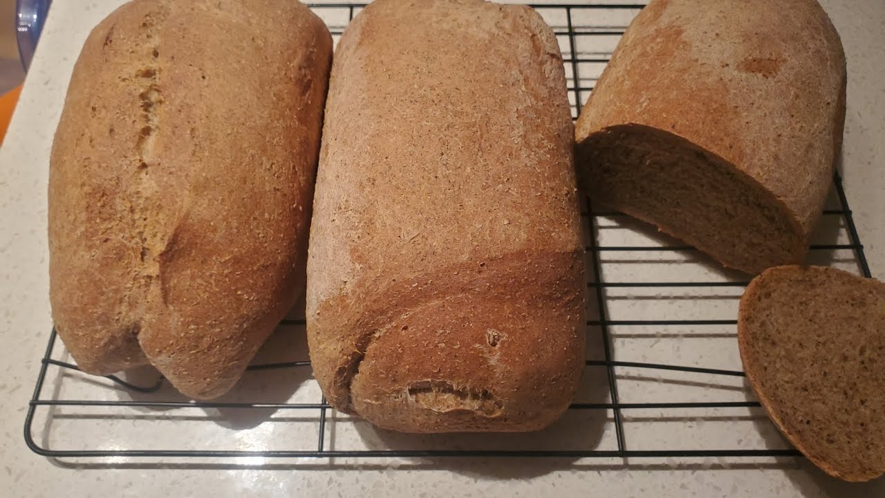 How to make Chaga bread - whole wheat and white flour loaf - YouTube