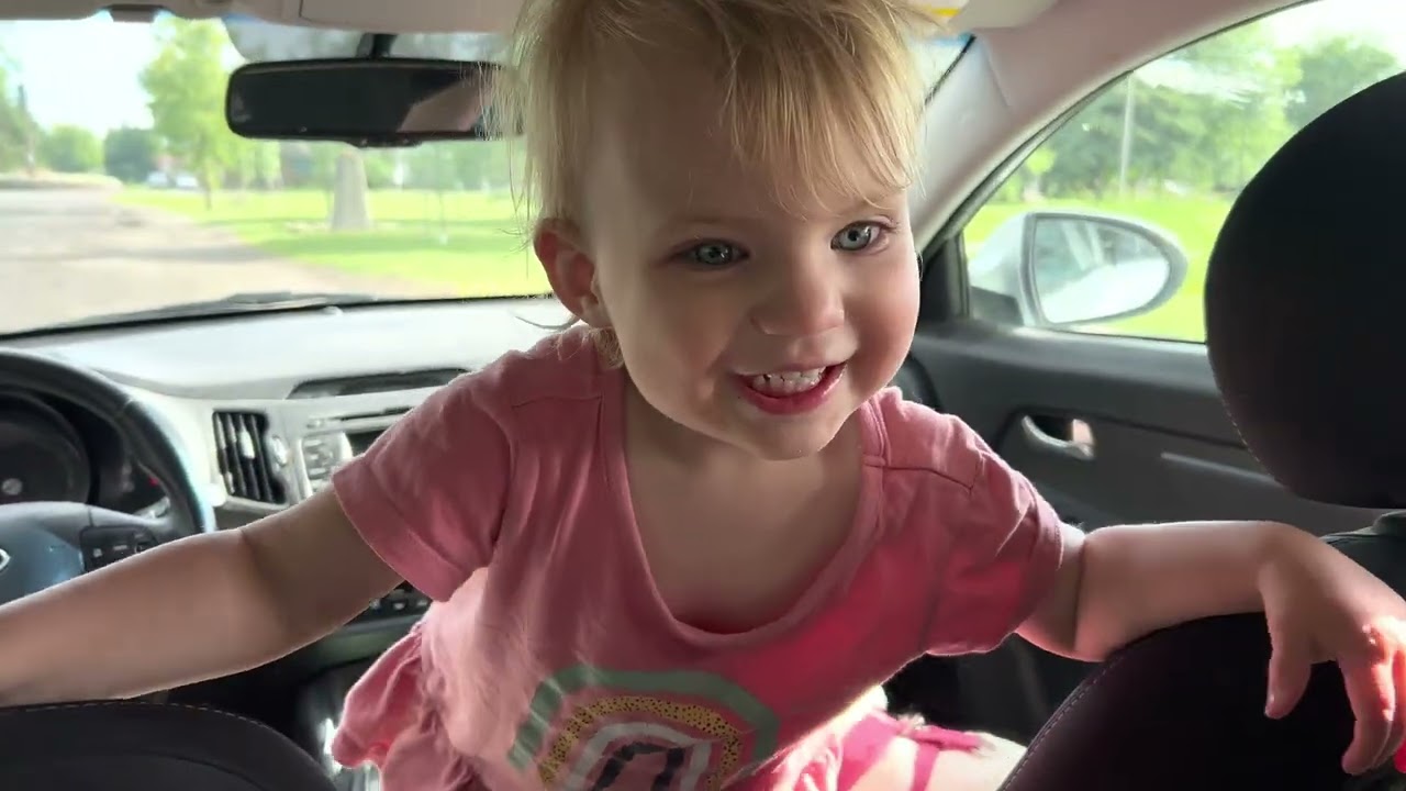 Baby girl REFUSES to sit in her car seat. - YouTube