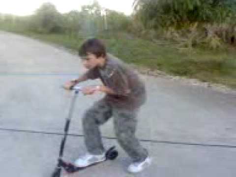 Extreme Scootering Karl And Nathan - YouTube