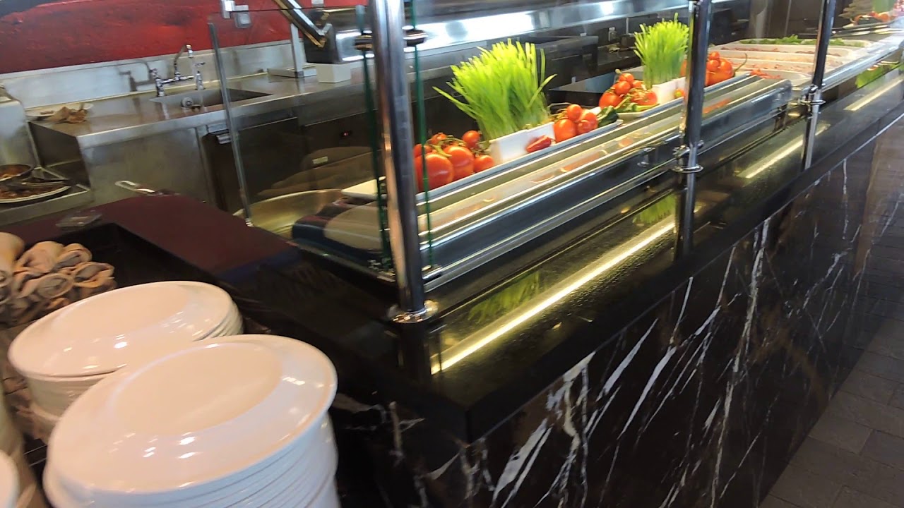 El Loco Fresh, Symphony of the Seas - YouTube