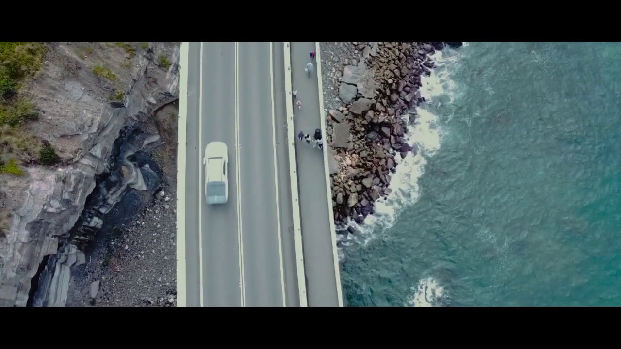 dji mavic mini footage #Sae cliff Bridge #Kully Bay @Woolonngong - YouTube