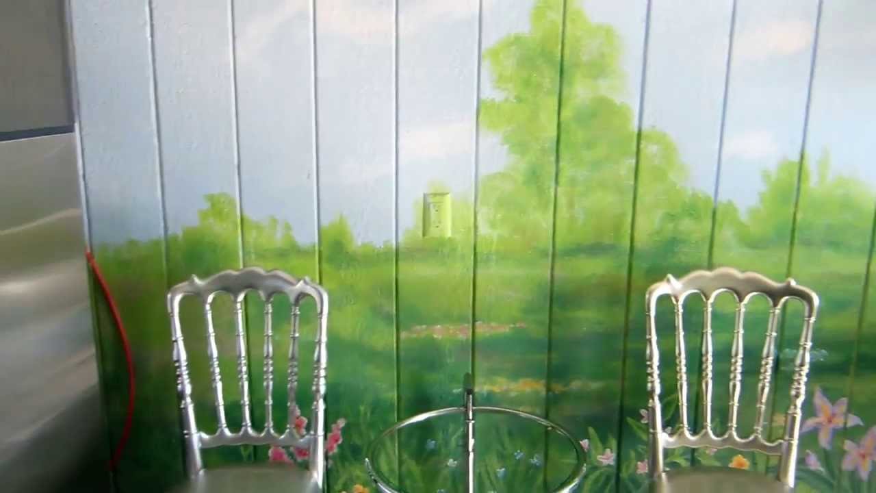 Carousel Inn Hotel Anaheim Murals - Muralist Carolee Merrill - YouTube