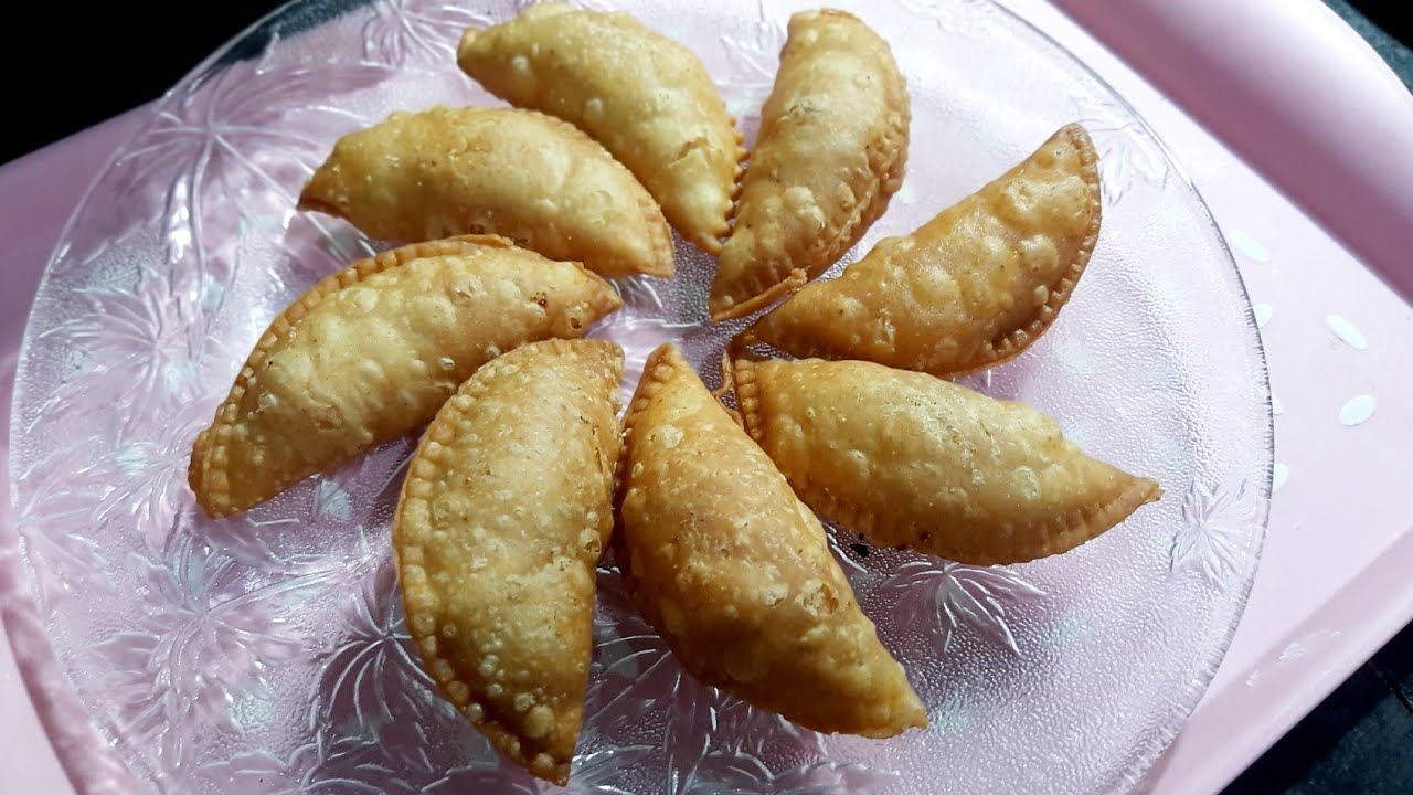 Somas recipe | Sweet Somas | Krishna jayanti/Diwali sweet | Festive ...