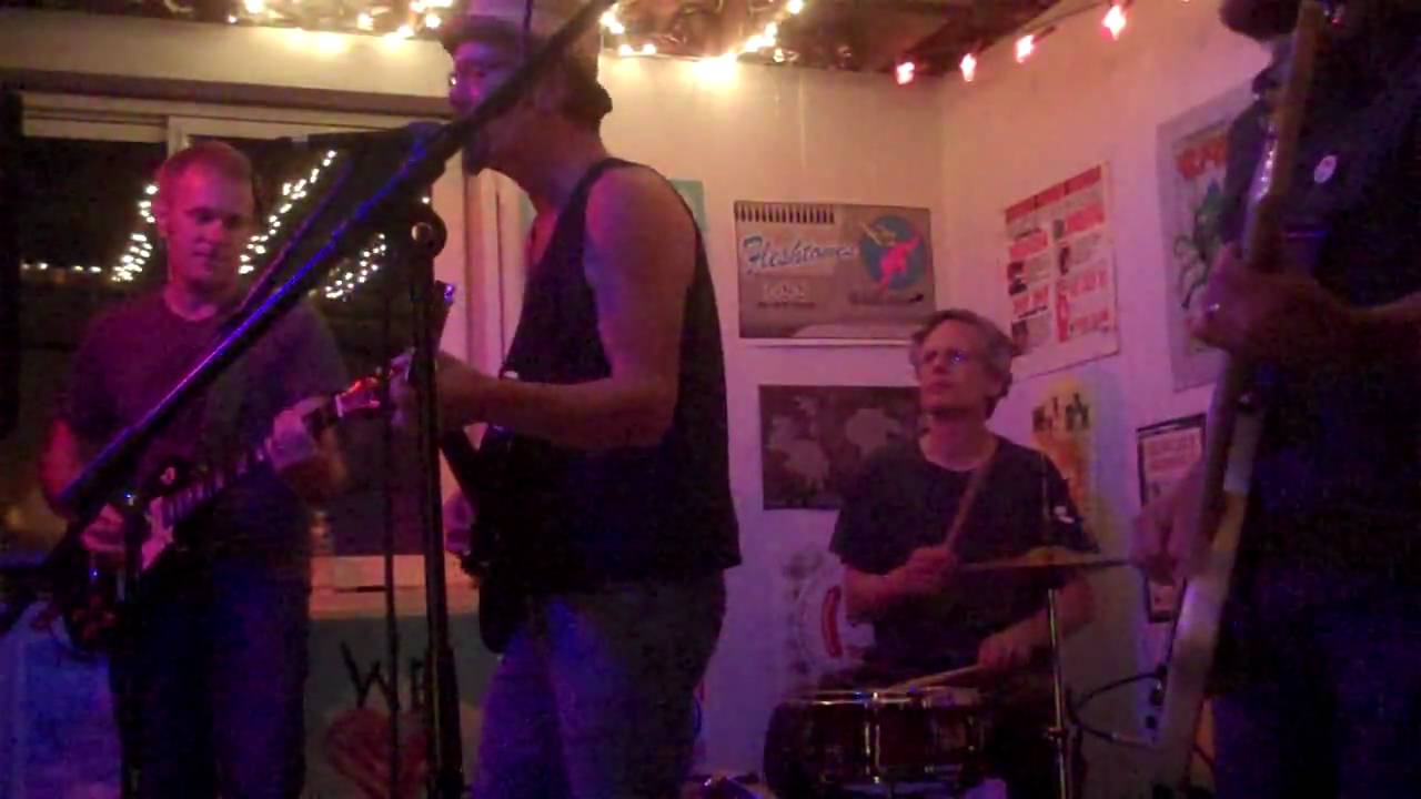 The Bottle Rockets "Waitin´ On A Train" - YouTube