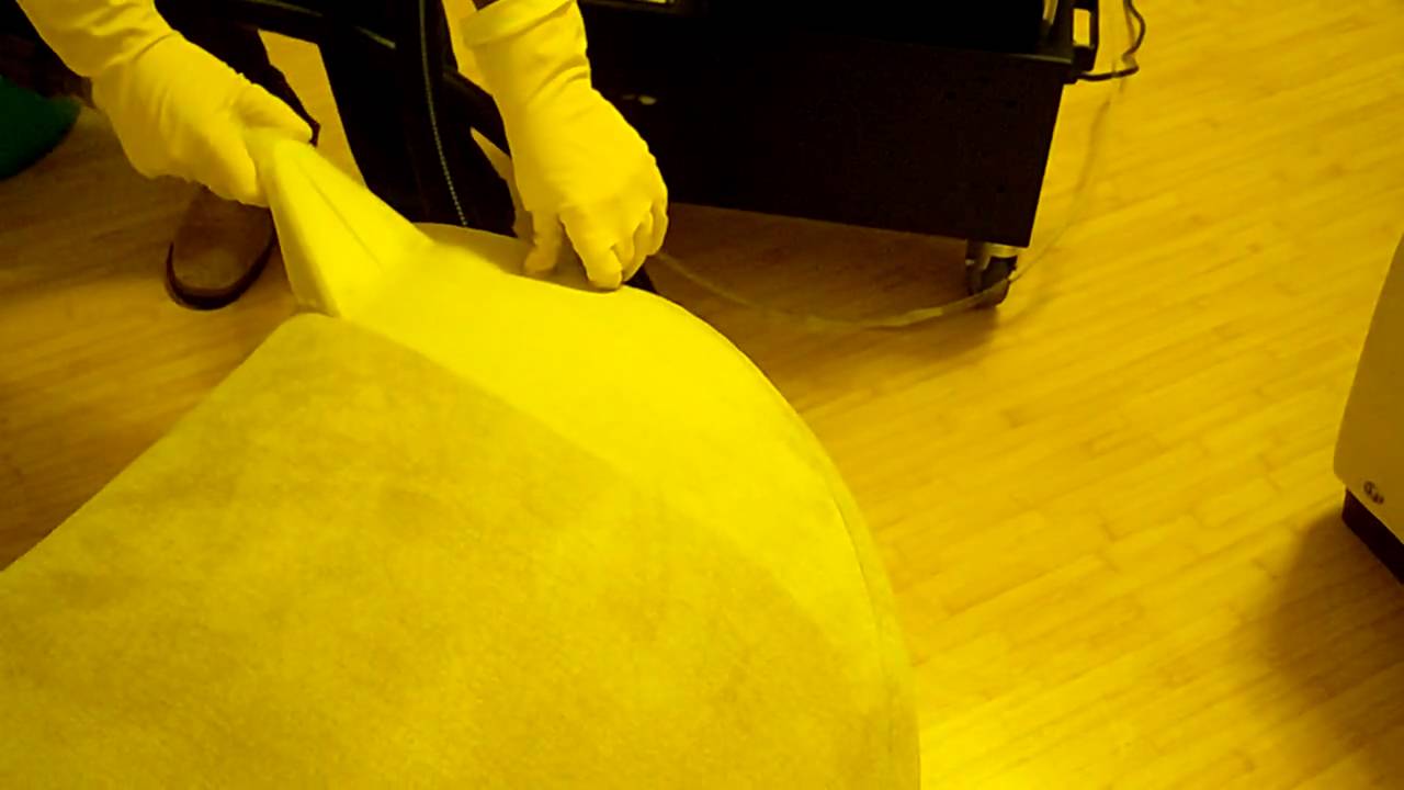 servicii curatenie, curatarea mobilei - YouTube