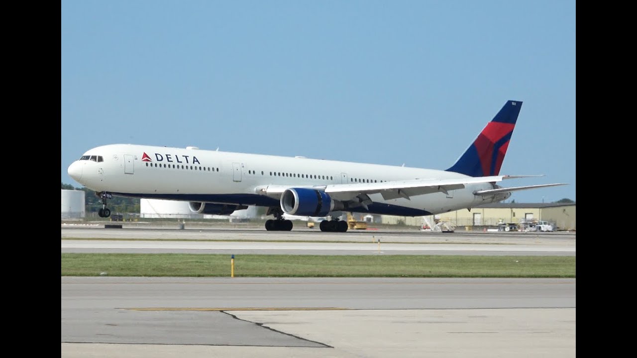 Delta 767-400 landing, DTW - YouTube