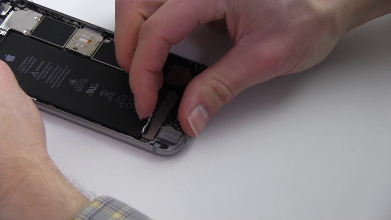 How to Replace Your Apple iPhone 6s A1688 Battery - YouTube
