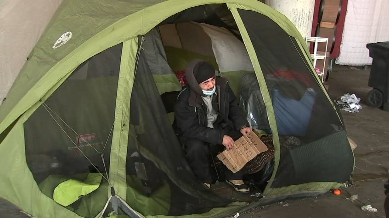 Chicago homeless population prepares for bitter cold, needs help | ABC7 ...